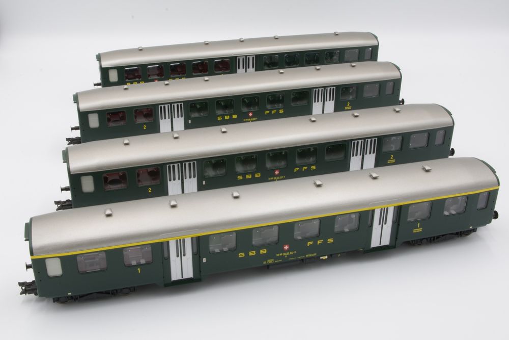 Liliput L330512 H0 SBB Leichtstahl-Personenwagenset 4 teilig (Gebraucht) in Augst BL für CHF 145 ...