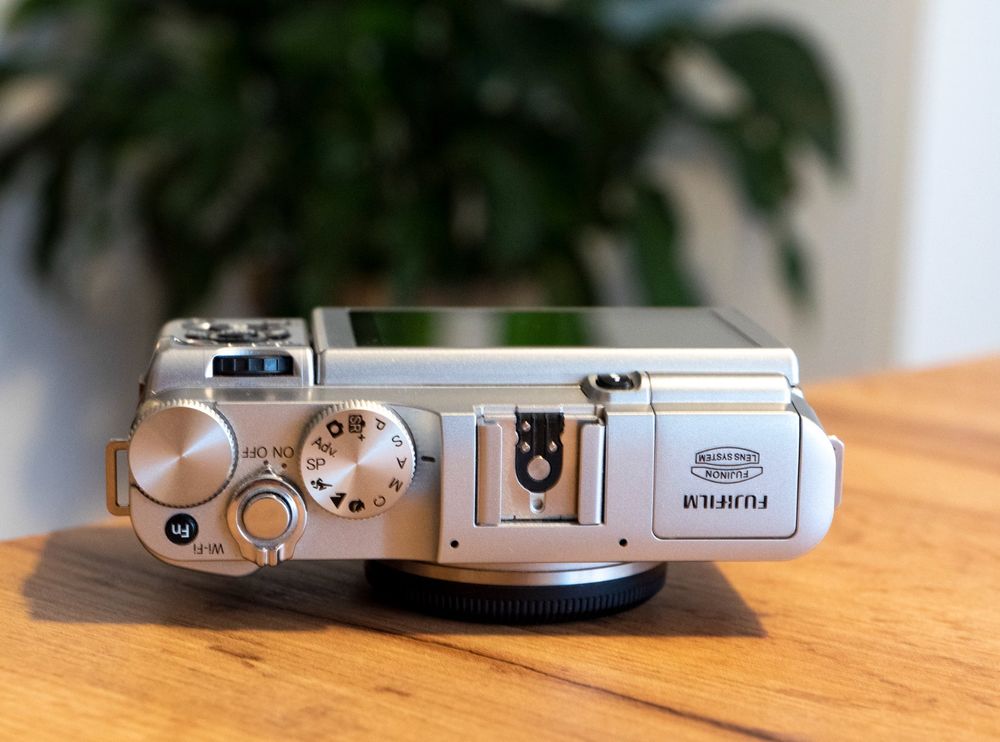 Fujifilm X-M1 body with X-Trans sensor. Like new! | Kaufen auf Ricardo