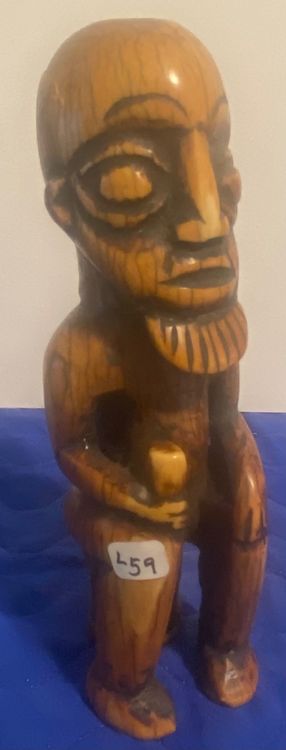 Sehr alte Afrikanische Handgeschnitzte sitzender Figur (Gebraucht) in Root für CHF 99 – nur ...