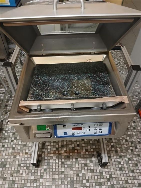 Scelleuse sous vide Multivac occasion A300/16 (Gebraucht) in Les ...