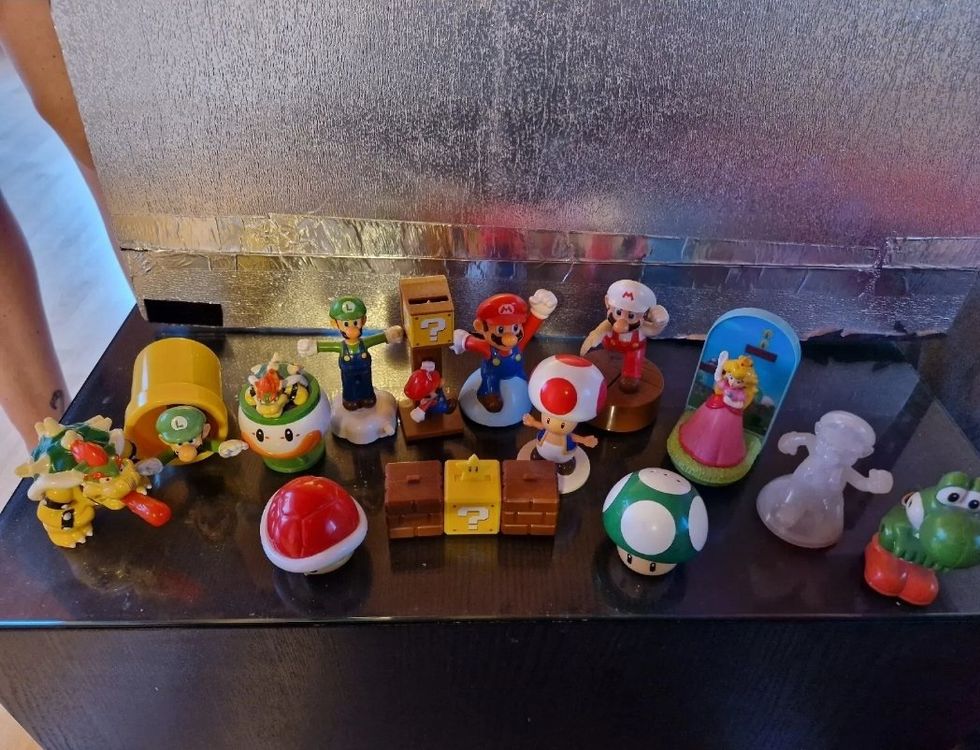 Mc Donalds Super Mario Set Sammlung Nintendo Yoshi Peach Kom (Neuf ...