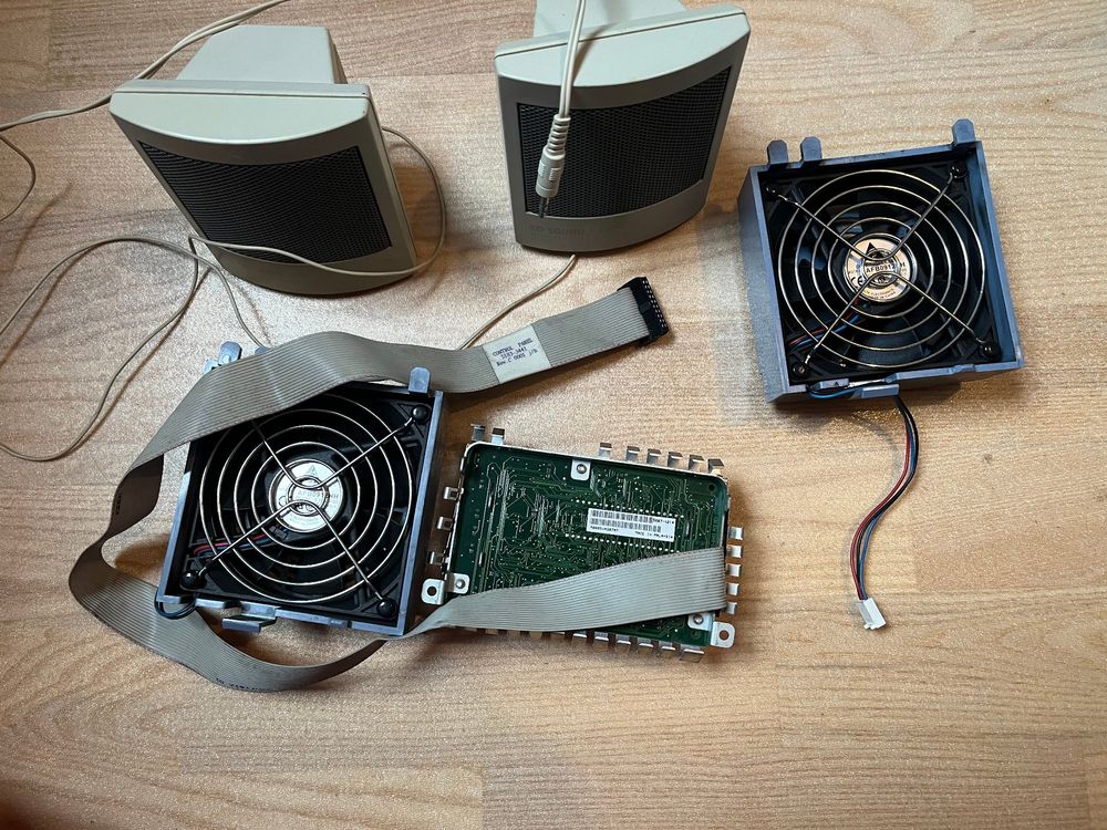 Haut-parleurs, ventilateurs AFB0912HH, LCD Display 5067-4214 (Defekt ...