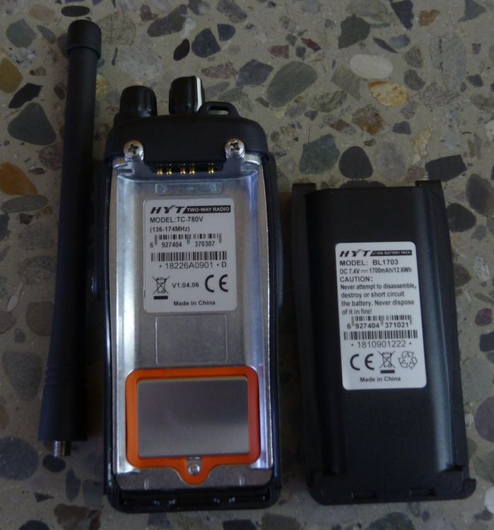 Hytera HYT TC-780 REGA Handfunkgerät & Original Ladestation (Gebraucht ...