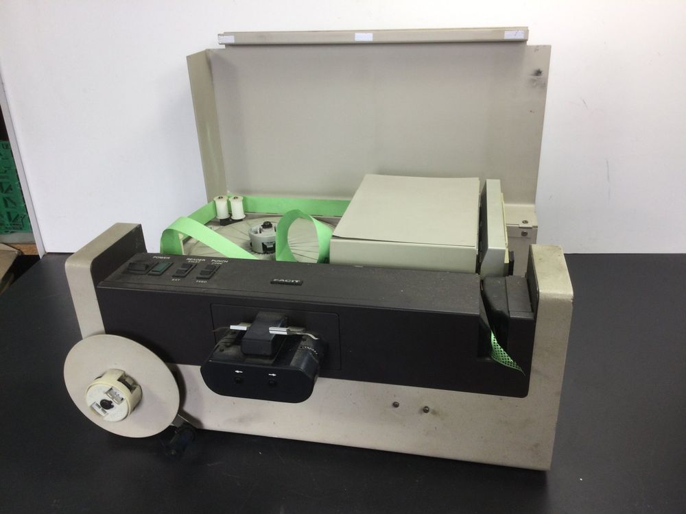 Facit Modell 4042 Paper Tape Reader für Sammler (Gebraucht) in Wangen ...