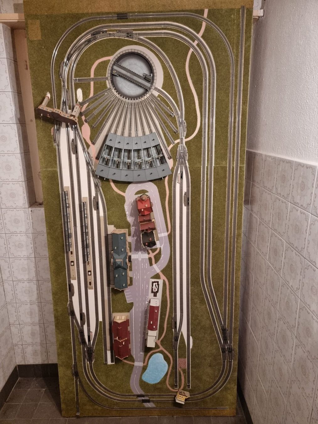 Maquette de train Fleichmann échelle N + 30 locomotives + 65 (D ...