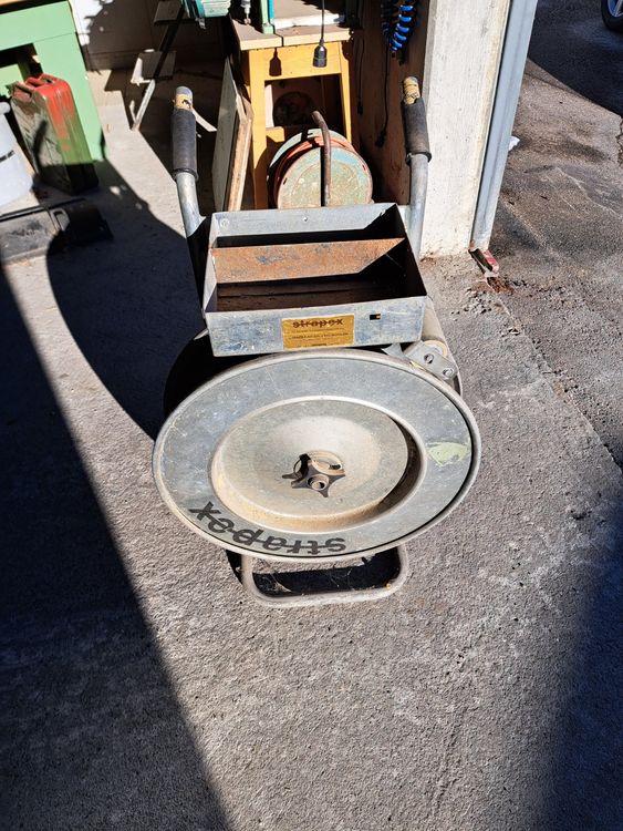 Wagen für Bindapparat Strapex (Gebraucht) in Fehren für CHF 50 – nur Abholung auf Ricardo kaufen