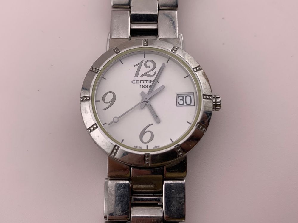 CERTINA Damenuhr läuft sehr schöne Uhr (Gebraucht) in Biel/Bienne für CHF 10 – mit Lieferung auf ...
