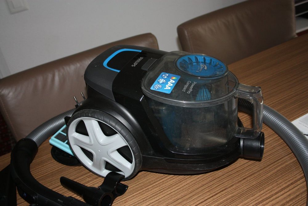 Staubsauger Philips FC 9331/19 PowerPro Compact (Gebraucht) in für CHF ...