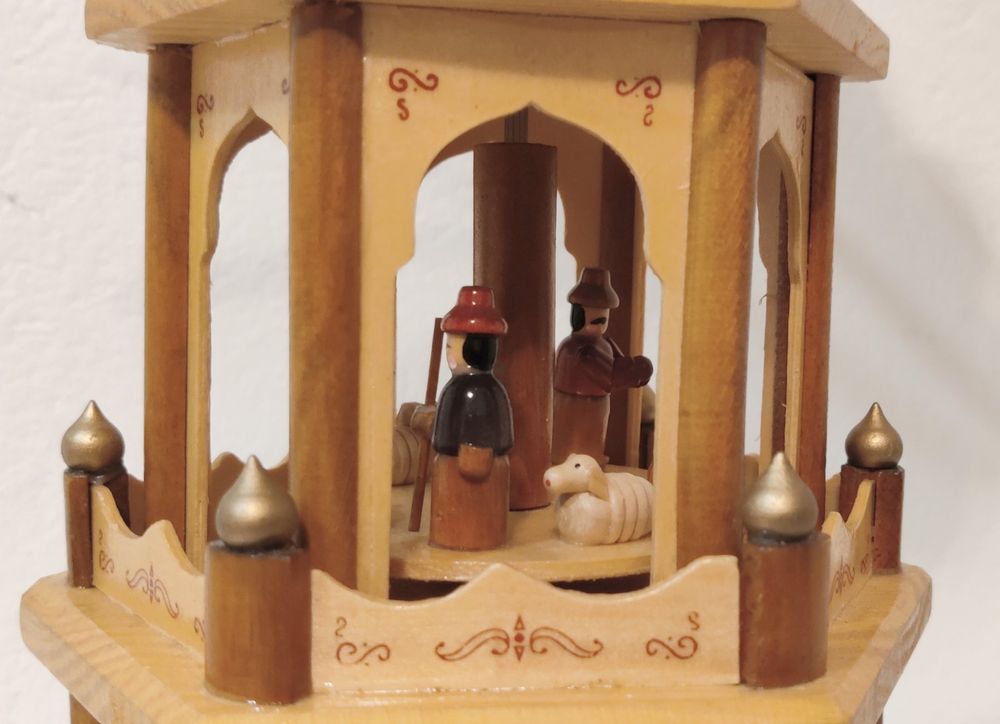 Pyramide Erzgebirge Natur-Holz Weihnachtspyramide Handarbeit | Kaufen ...