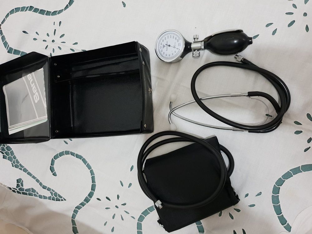 Blutdruckmessgerät Sanaphon (Gebraucht) in Gwatt (Thun) für CHF 34 ...