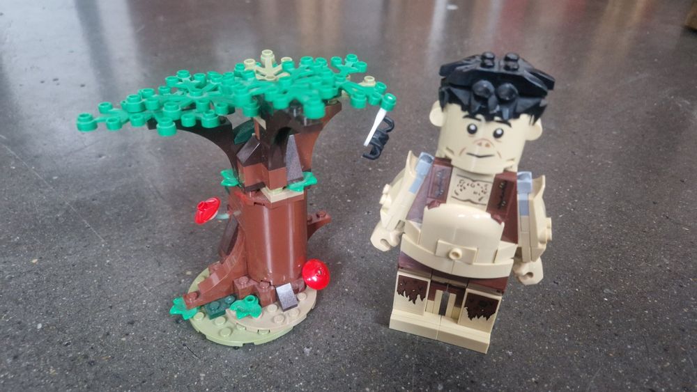 LEGO Harry Potter Riese mit Baum (Gebraucht) in Zürich für CHF 9 – mit ...