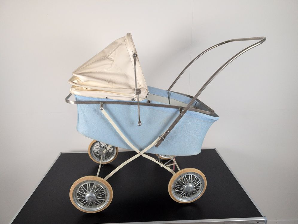 Puppenwagen 50er Jahre