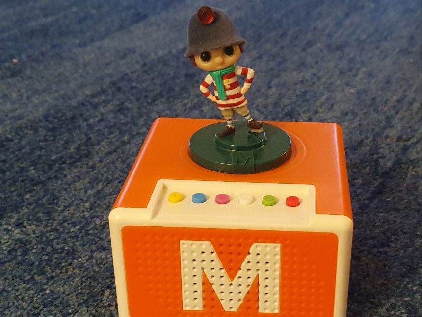 Migros Box Story Mania mit vielen, vielen Figuren (Gebraucht) in für ...