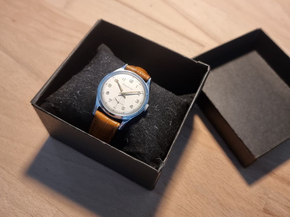 Montre mécanique LIP Dauphine avec 2 bracelets (Gebraucht) in Genève für CHF 45 – mit Lieferung ...