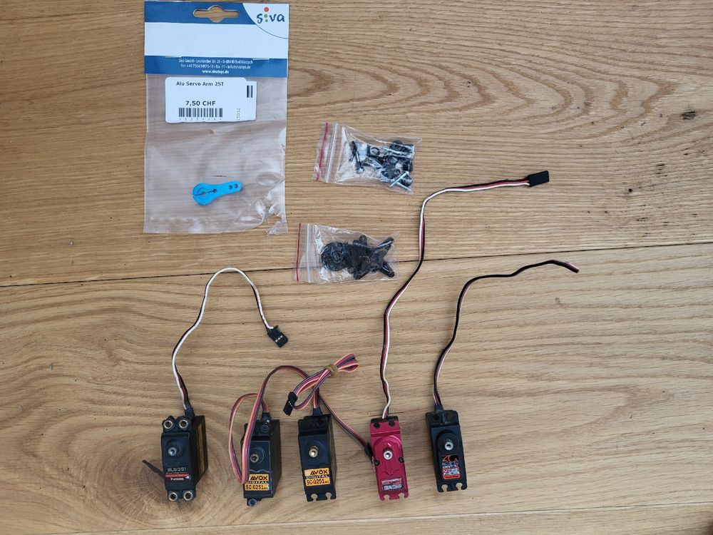 RC Servo (Gebraucht) in Ruggell für CHF 50 – mit Lieferung auf Ricardo kaufen
