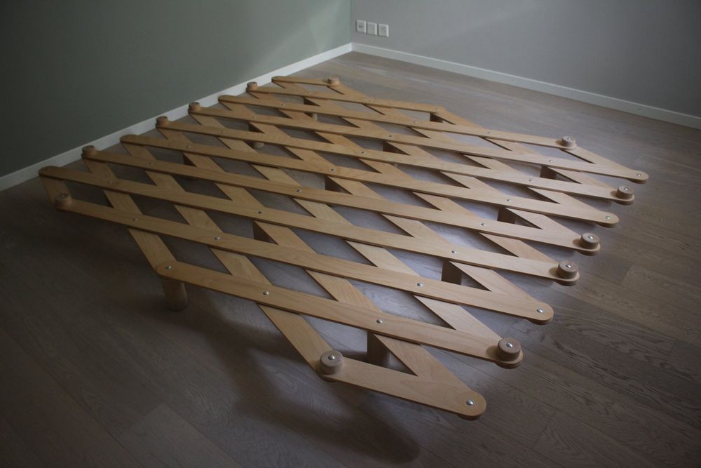 Designerklassiker: Thut Scherenbett in neuwertigem Zustand | Kaufen auf ...