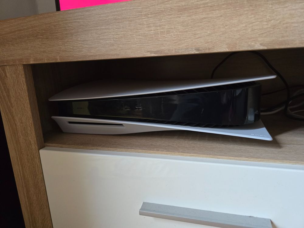 PlayStation 5 Standard Edition Usata, Come Nuova + 4 Cont... (Gebraucht) in Mezzovico für CHF ...