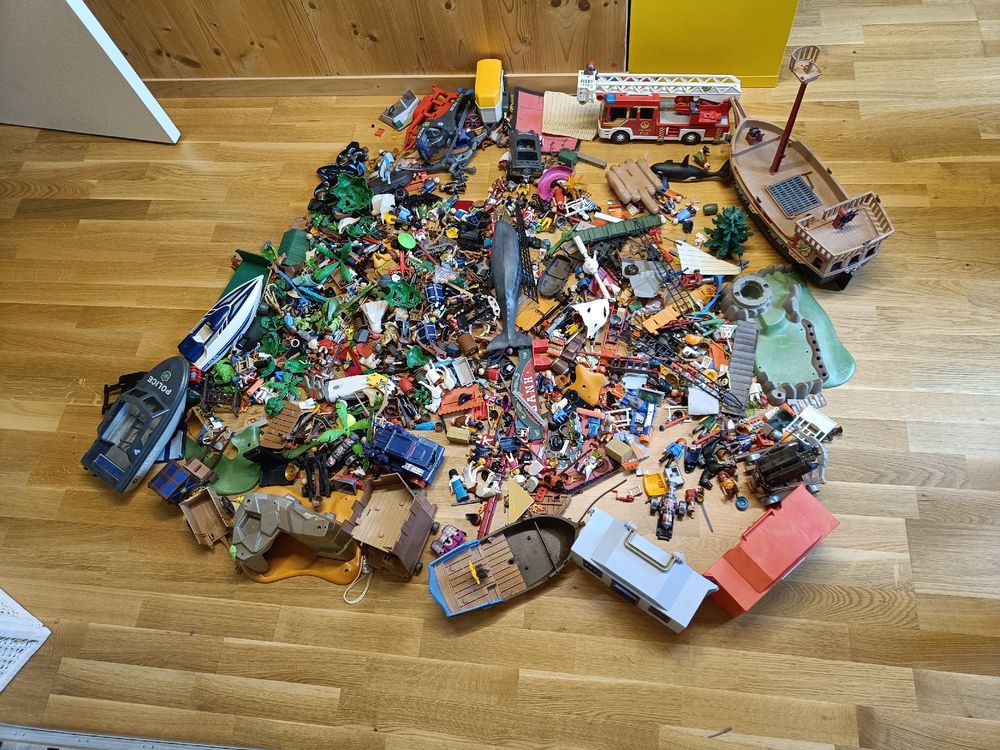 Playmobil Sammelsurium (Gebraucht) in Waltenschwil für CHF 50 – nur Abholung auf Ricardo kaufen