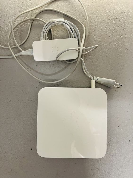 Apple AirPort Extreme Base Station (Model A1408) (Gebraucht) in ...