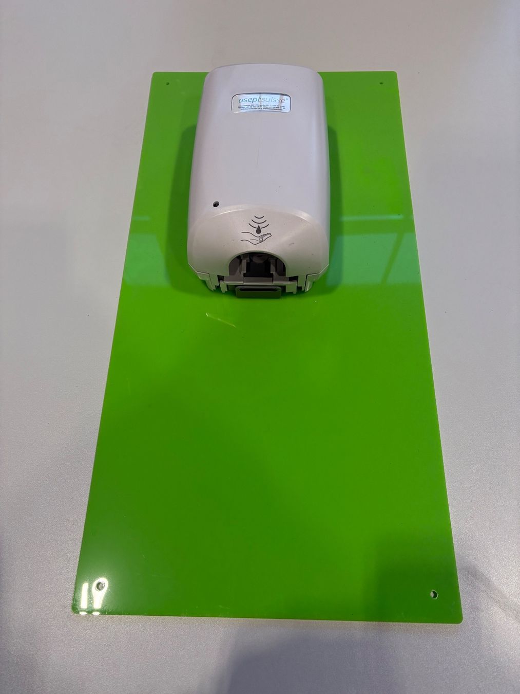 Seifenspender ( Lot 025 ) Standort 6221 Rickenbach (Gebraucht) in ...