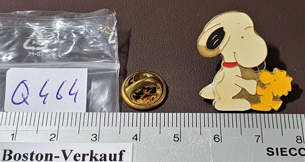 Q464 - Pin Comic Figur - Peanuts Snoopy mit Woodstock | Kaufen auf Ricardo