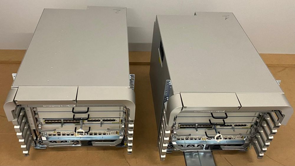 Cisco 2 ASR9006 (Gebraucht) in für CHF 200 – nur Abholung auf Ricardo ...