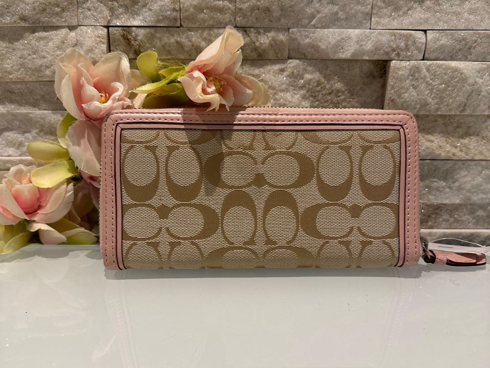 Coach Long Wallet 🩷 Gen Z Love - Nr. 809 (Gebraucht) in Hittnau für CHF ...