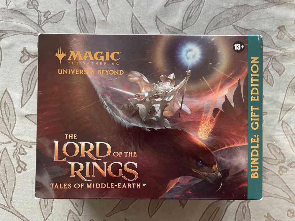 MTG The Lord of the Rings Tales of Middle-Earth Gift Bundle (Neu und ...