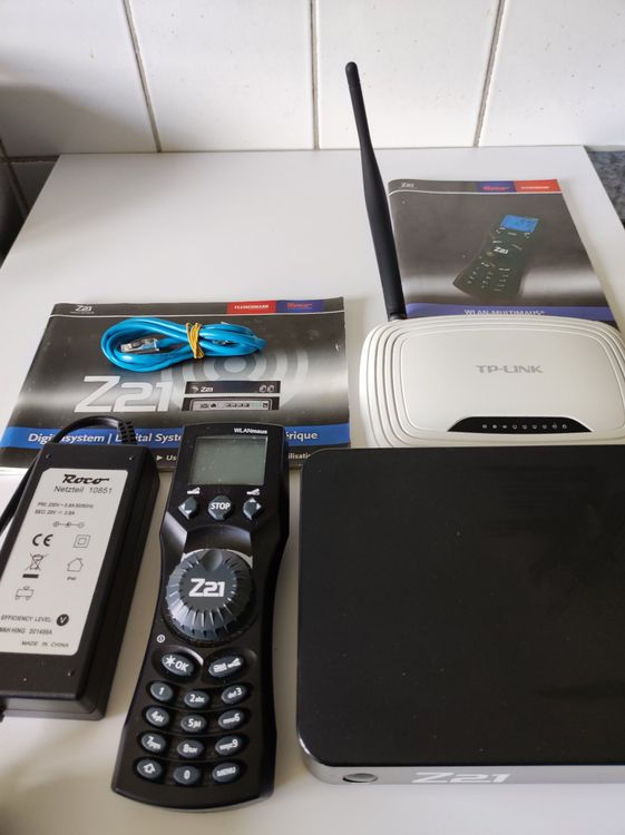 Roco Z21 Digitalsteuerung inkl. WLANmaus, Router (Gebraucht) in Seuzach ...