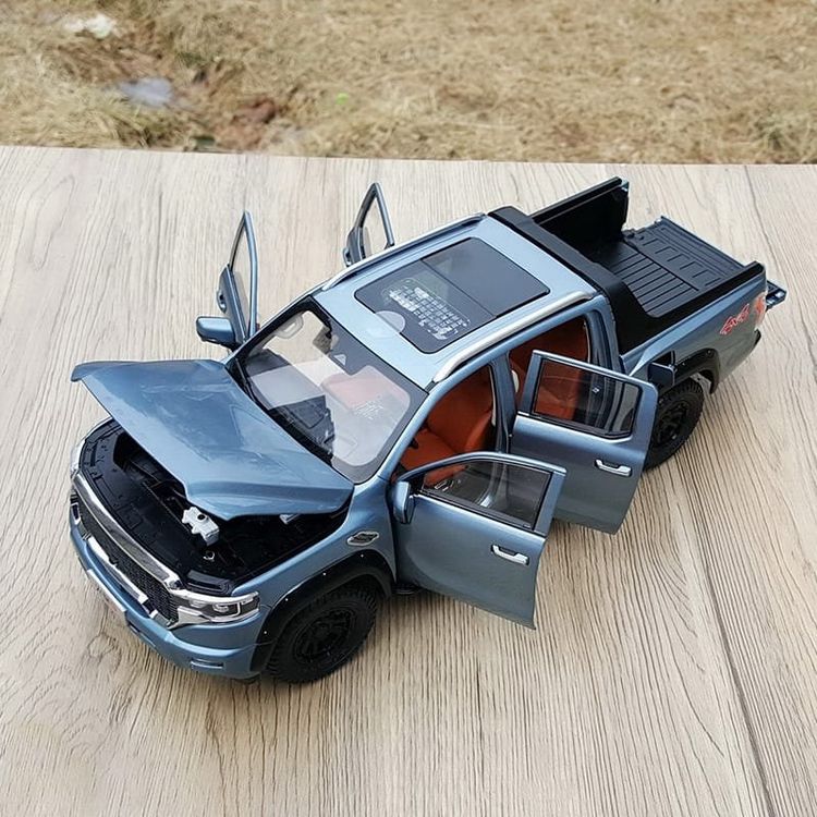 Foton Pickup Truck 4x4 RC-modell 1:18 aus Metall (Neu (gemäss Beschreibung)) in Schaffhausen für ...