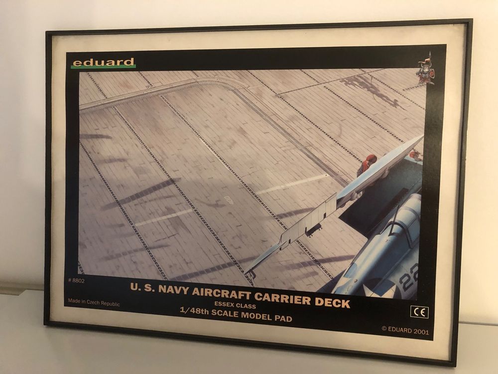 US Navy Aircraft Carrier Deck de Eduard 1/48 (Neuf avec emballage d ...