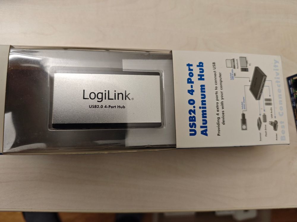 Logi Link Hub (Neu und originalverpackt) in Russikon für CHF 1 – nur ...