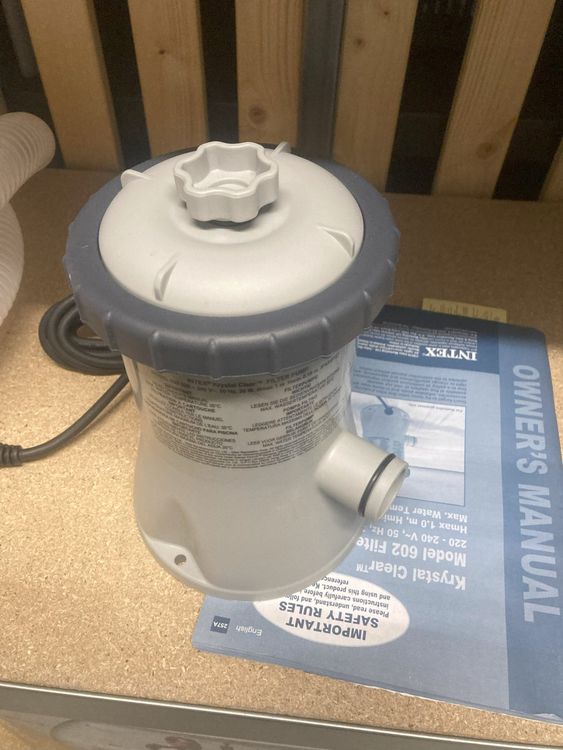 Intex Krystal Clear Filterpumpe Model 602 (Neu und originalverpackt) in ...