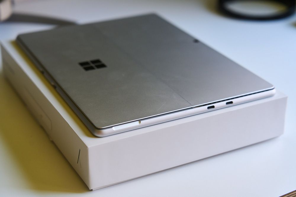 Microsoft Surface Pro 11 Copilot+ PC Platin-512Go SSD 16Go (Gebraucht ...