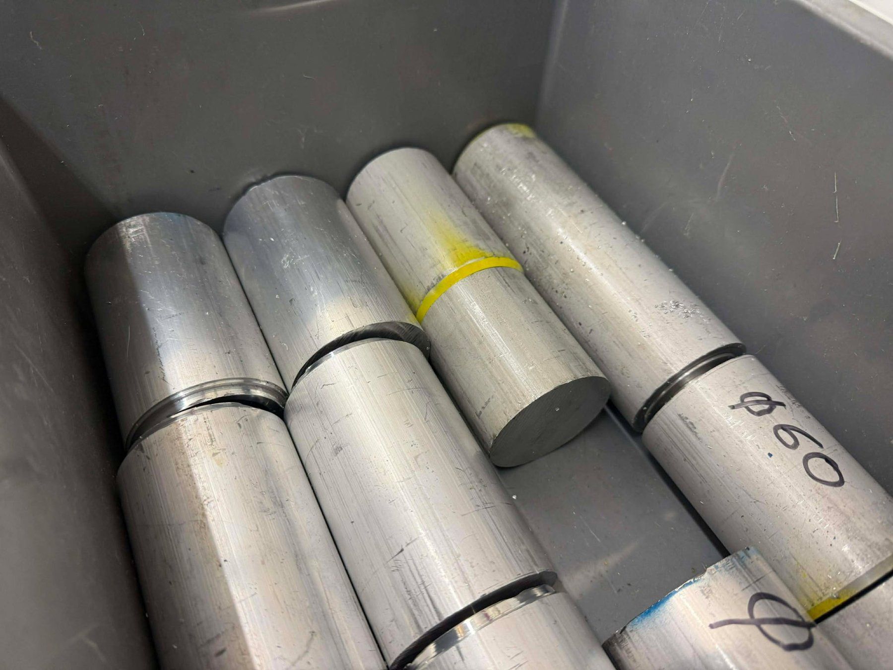 Aluminium Rohmaterial Reststücke Ø 60 & 65 mm ca. 10 kg (Gebraucht) in ...