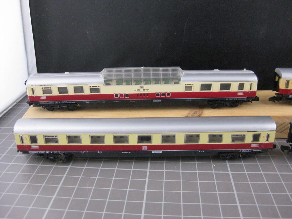 Arnold TEE Zug mit 4 Wagen (Gebraucht) in Malters für CHF 45 – mit Lieferung auf Ricardo kaufen