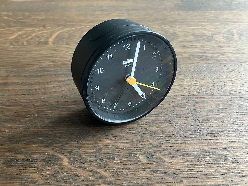 Braun Wecker Classic (Gebraucht) in Zürich für CHF 15 – mit Lieferung ...