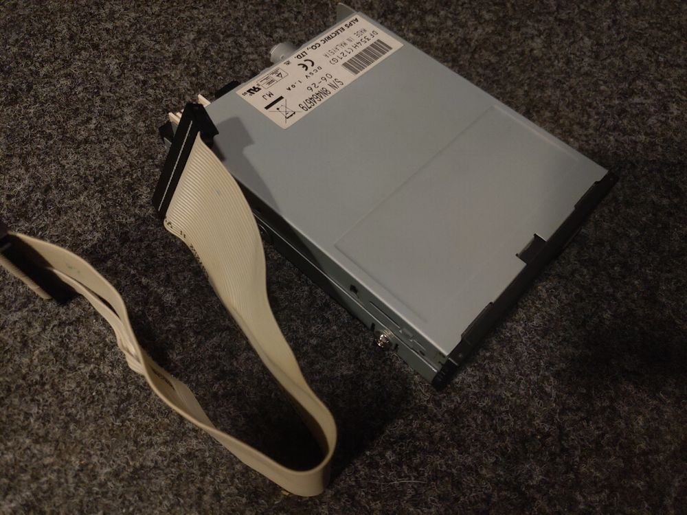 Alps Electric Floppy Diskettenlaufwerk DF354H(121G) (Gebraucht) in ...