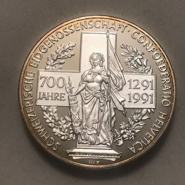 1Unze 700 Jahre Schweiz (Gebraucht) in Ueberstorf für CHF 34 – mit Lieferung auf Ricardo kaufen