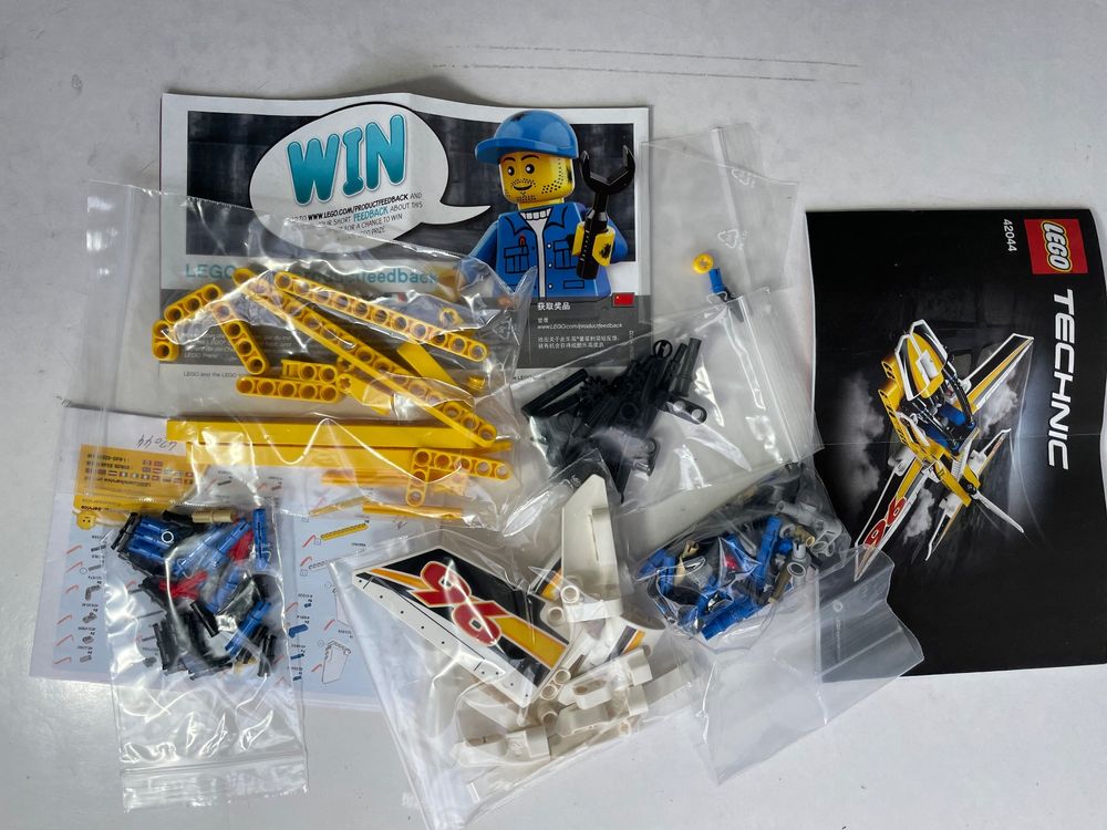 Vintage LEGO TECHNIC 7-14 42044 Display Team Jet (Gebraucht) in Baar ...