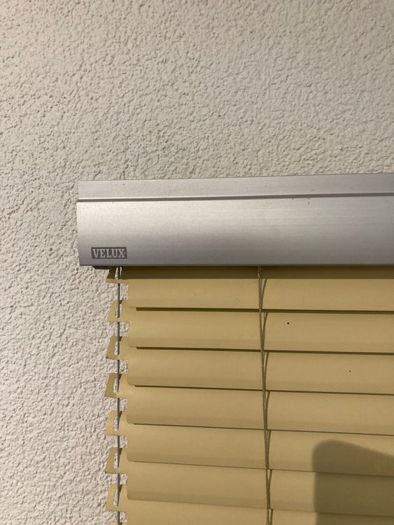 VELUX Lamellenstore für Dachfenster GGL 5 (Gebraucht) in Hagendorn für ...