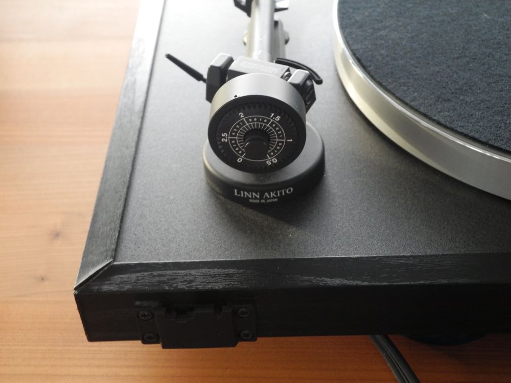 PLATTENSPIELER LINN BASIC MIT AKITO ARM UND K9 TONABNEHMER (Gebraucht ...