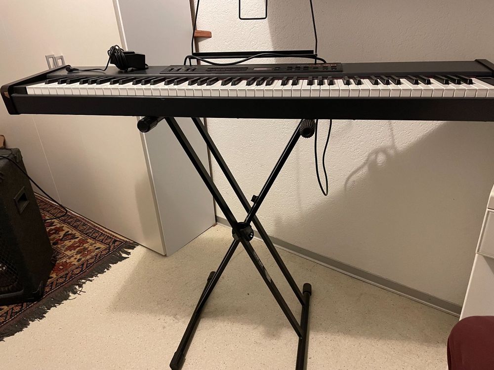 Roland Keyboard RD-150 inkl. Amplifier (Gebraucht) in für CHF 260 – nur ...