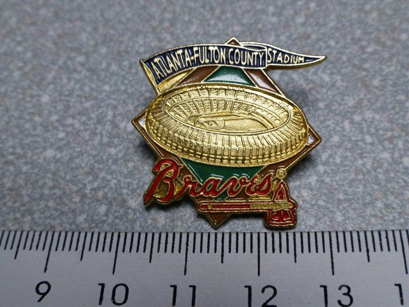 PIN PINS SPORT USA STADIEN BRAVES (Gebraucht) in Gränichen für CHF 5 ...