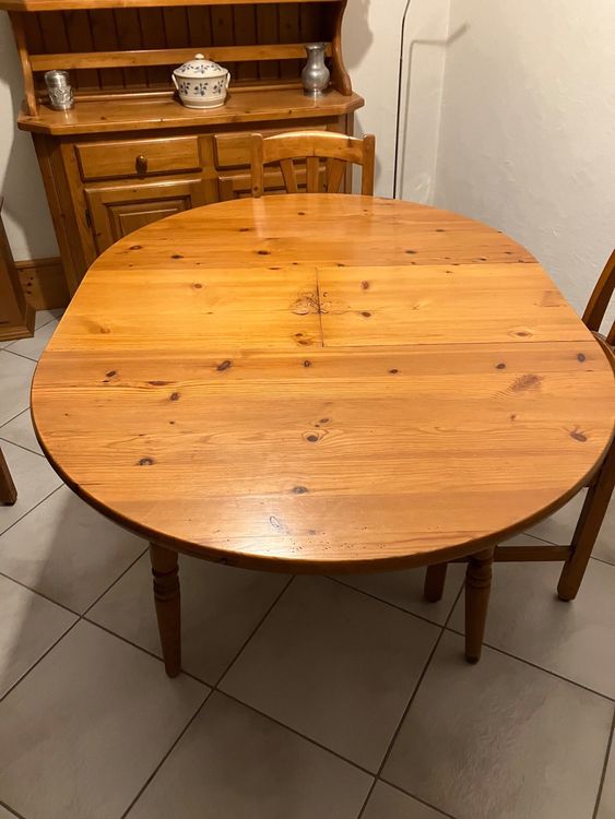 Table ronde avec rallonge intégrée+4 chaises en pin massif | Comprare ...