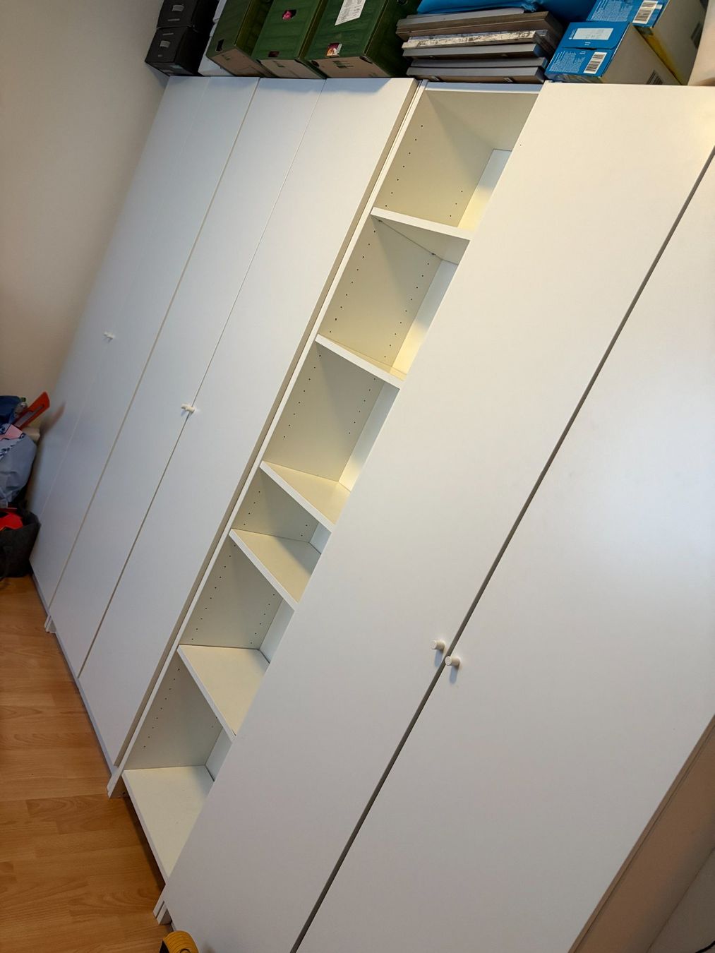 grosse Bücherwand ( Billy Regale 3.5) mit Türen (Gebraucht) in Wetzikon ...
