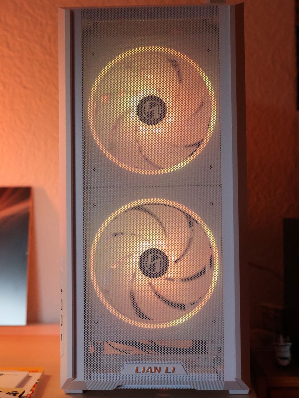 Lian Li Lancool 216 / NUR CASE + 3 Fans. KEIN INHALT (Neu (gemäss ...