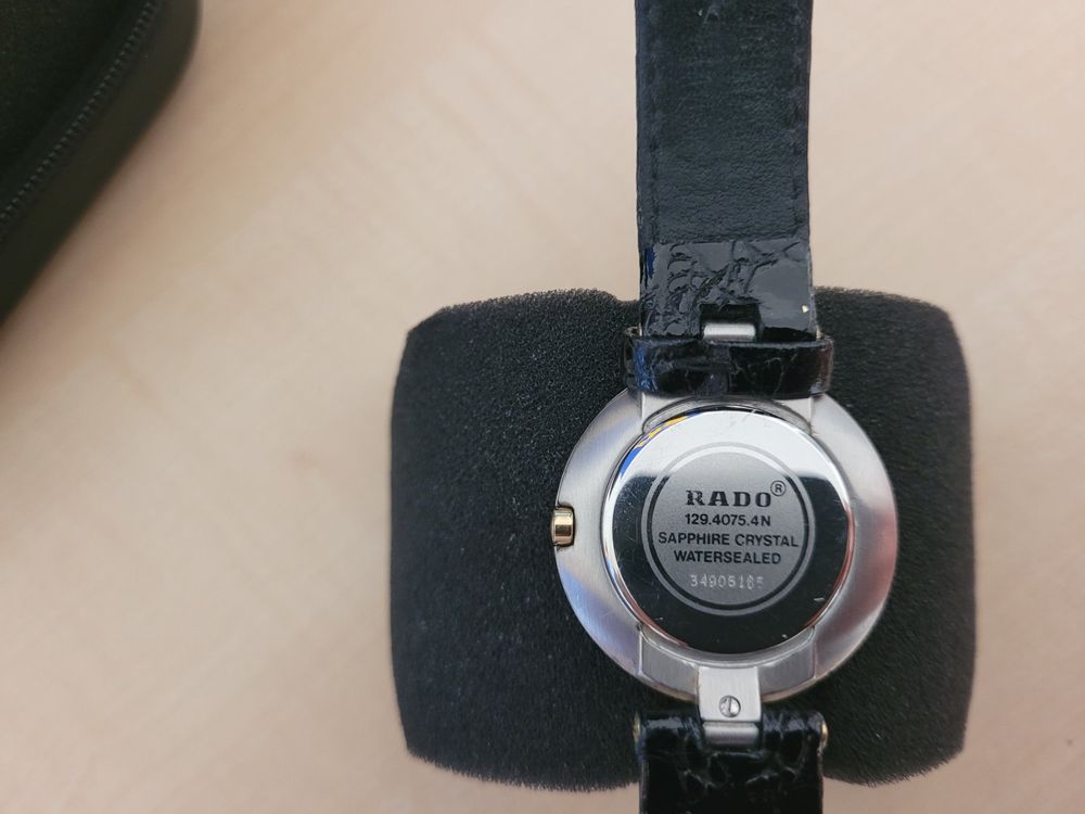 Rado Coupole Damenuhr Typ 129.4075.4N | Kaufen auf Ricardo