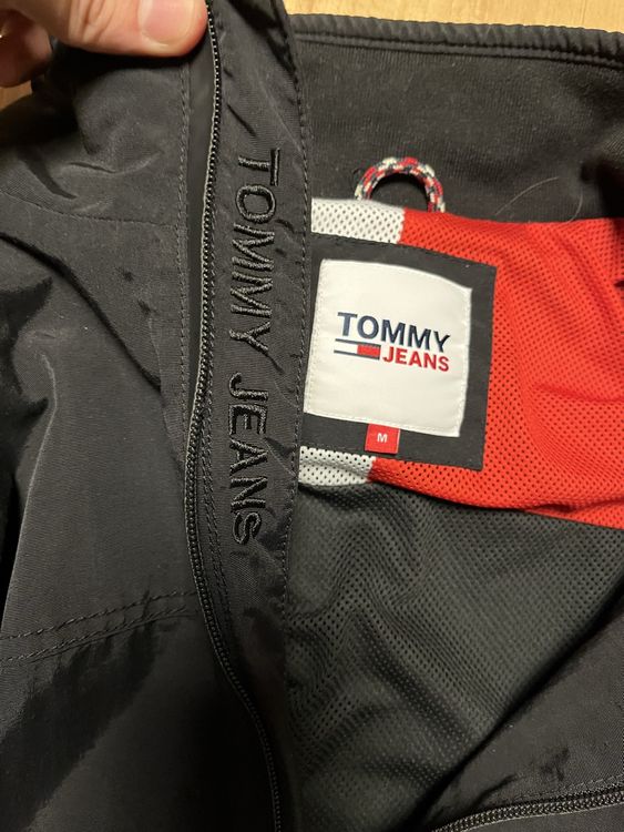 Tommy Jeans Jacke, neuwertig, ideal für den Übergang! (Gebraucht) in ...