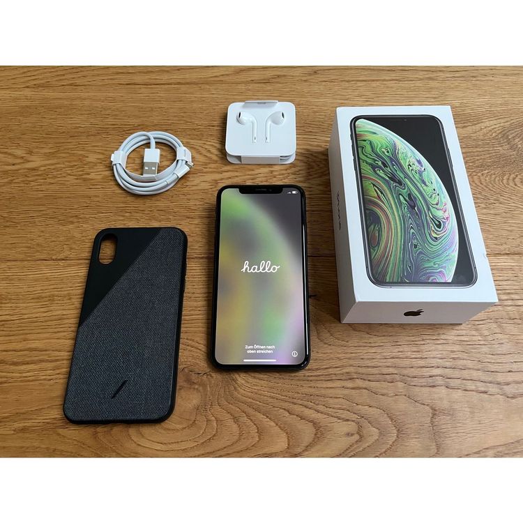 Apple iPhone XS 64 GB Space Gray | Kaufen auf Ricardo
